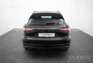 Black Porsche Cayenne 2018 in Tallinn, with an engine capacity of 4.00 L and mileage of 145 thousand km for 52999 €, photo 6 on AUTOMOTO.COM.LV