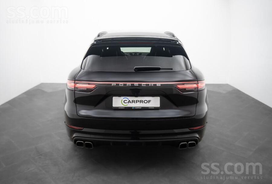 Black Porsche Cayenne 2018 in Tallinn, with an engine capacity of 4.00 L and mileage of 145 thousand km for 52999 €, photo 6 on AUTOMOTO.COM.LV