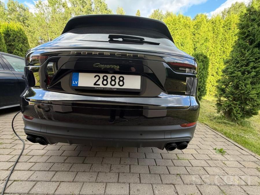 Melns Porsche Cayenne 2018 Rīga, ar dzinēja tilpumu 3.00 L un nobraukumu 163 tūkst. km par 47000 €, foto 8 vietnē AUTOMOTO.COM.LV