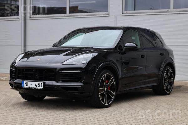 Black Porsche Cayenne 2018 in Riga, with an engine capacity of 2.90 L and mileage of 0 thousand km for 51995 €, photo 3 on AUTOMOTO.COM.LV
