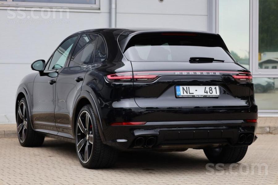 Melns Porsche Cayenne 2018 Rīga, ar dzinēja tilpumu 2.90 L un nobraukumu 0 tūkst. km par 51995 €, foto 10 vietnē AUTOMOTO.COM.LV