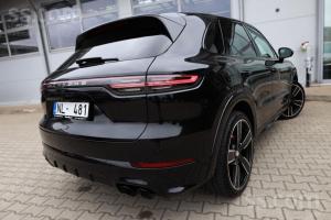 Melns Porsche Cayenne 2018 Rīga, ar dzinēja tilpumu 2.90 L un nobraukumu 0 tūkst. km par 51995 €, foto 14 vietnē AUTOMOTO.COM.LV