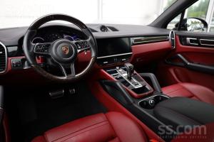 Melns Porsche Cayenne 2018 Rīga, ar dzinēja tilpumu 2.90 L un nobraukumu 0 tūkst. km par 51995 €, foto 16 vietnē AUTOMOTO.COM.LV