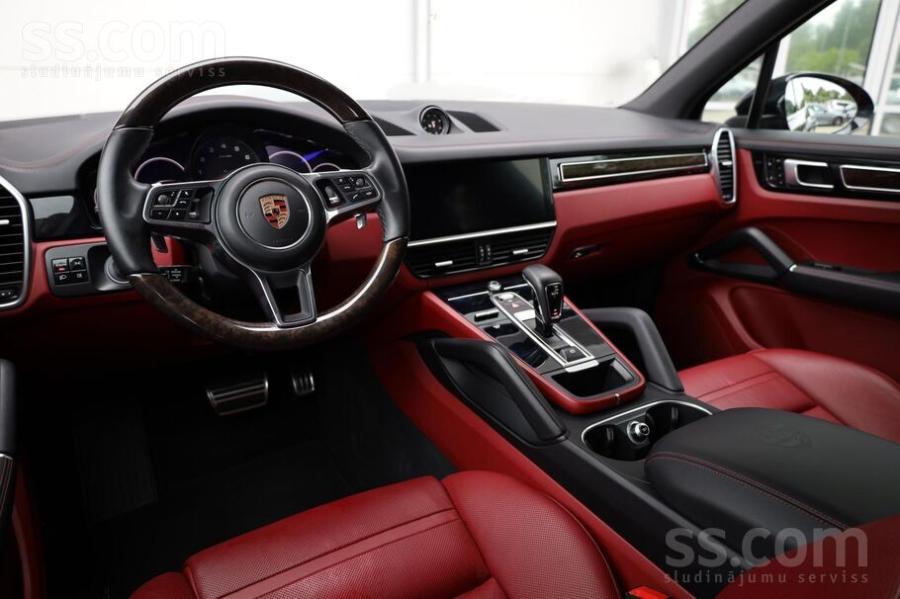 Melns Porsche Cayenne 2018 Rīga, ar dzinēja tilpumu 2.90 L un nobraukumu 0 tūkst. km par 51995 €, foto 16 vietnē AUTOMOTO.COM.LV