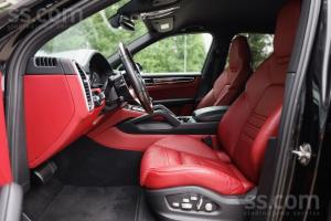 Melns Porsche Cayenne 2018 Rīga, ar dzinēja tilpumu 2.90 L un nobraukumu 0 tūkst. km par 51995 €, foto 17 vietnē AUTOMOTO.COM.LV