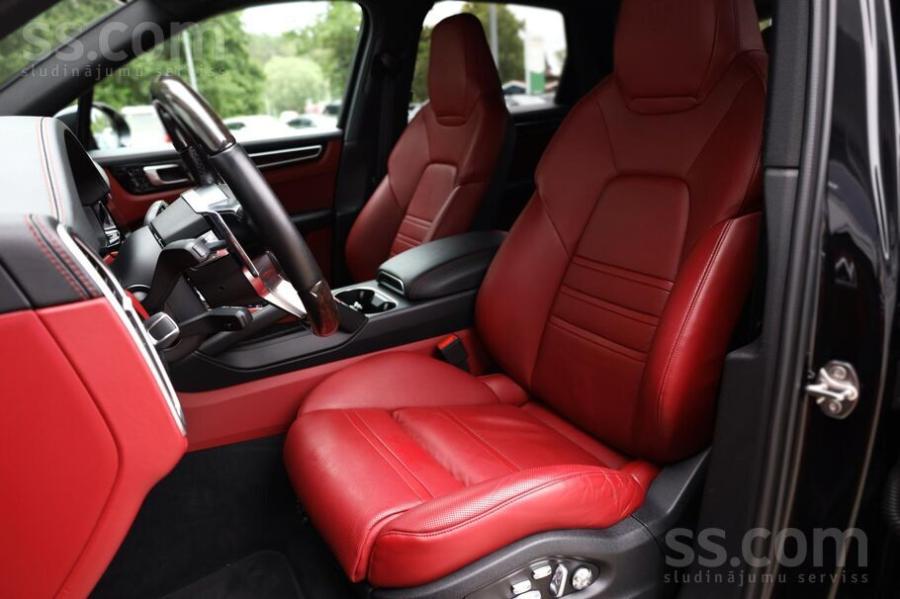 Melns Porsche Cayenne 2018 Rīga, ar dzinēja tilpumu 2.90 L un nobraukumu 0 tūkst. km par 51995 €, foto 18 vietnē AUTOMOTO.COM.LV