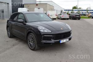 Black Porsche Cayenne 2018 in Tallinn, with an engine capacity of 3.00 L and mileage of 195 thousand km for 38990 €, photo  on AUTOMOTO.COM.LV