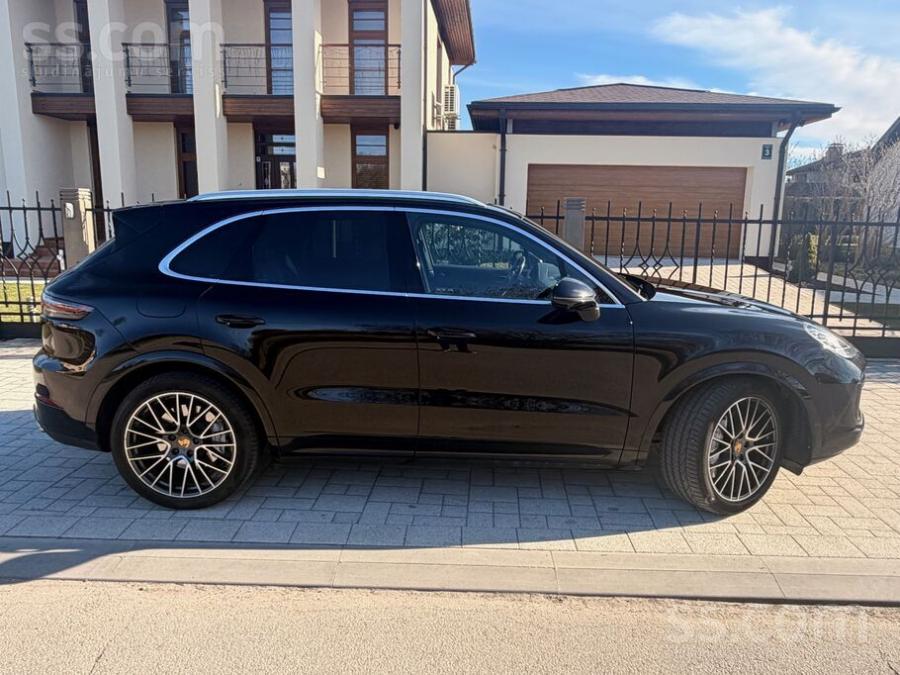 Melns Porsche Cayenne 2018 Rīga, ar dzinēja tilpumu 4.00 L un nobraukumu 119 tūkst. km par 61500 €, foto 5 vietnē AUTOMOTO.COM.LV