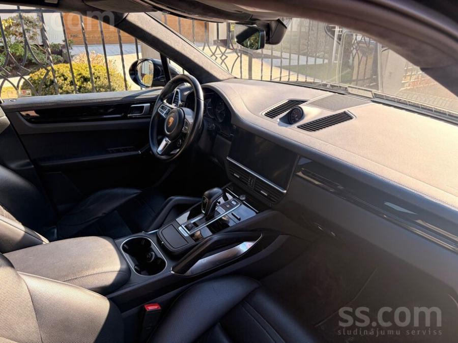 Melns Porsche Cayenne 2018 Rīga, ar dzinēja tilpumu 4.00 L un nobraukumu 119 tūkst. km par 61500 €, foto 6 vietnē AUTOMOTO.COM.LV