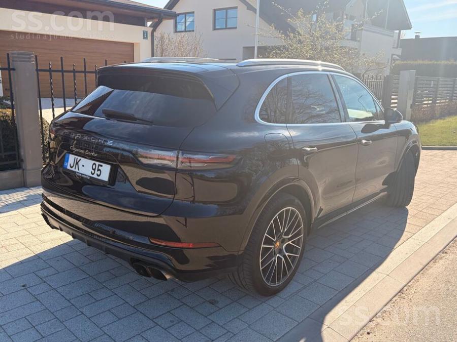 Melns Porsche Cayenne 2018 Rīga, ar dzinēja tilpumu 4.00 L un nobraukumu 119 tūkst. km par 61500 €, foto 7 vietnē AUTOMOTO.COM.LV