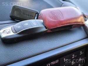 Черный Порше Каен 2018 в Рига, объемом двигателя 3.60 л и пробегом 120 тыс. км за 32700 €, фото 8 на AUTOMOTO.COM.LV