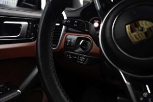 Melns Porsche Cayenne 2018 Viļņa, ar dzinēja tilpumu 2.89 L un nobraukumu 77 tūkst. km par 51500 €, foto 35 vietnē AUTOMOTO.COM.LV