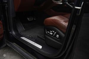 Melns Porsche Cayenne 2018 Viļņa, ar dzinēja tilpumu 2.89 L un nobraukumu 77 tūkst. km par 51500 €, foto 39 vietnē AUTOMOTO.COM.LV