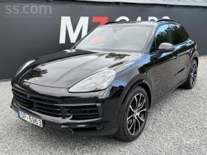 Черный Порше Каен 2018 в Рига, объемом двигателя 3.00 л и пробегом 100 тыс. км за 42990 €, фото 35 на AUTOMOTO.COM.LV