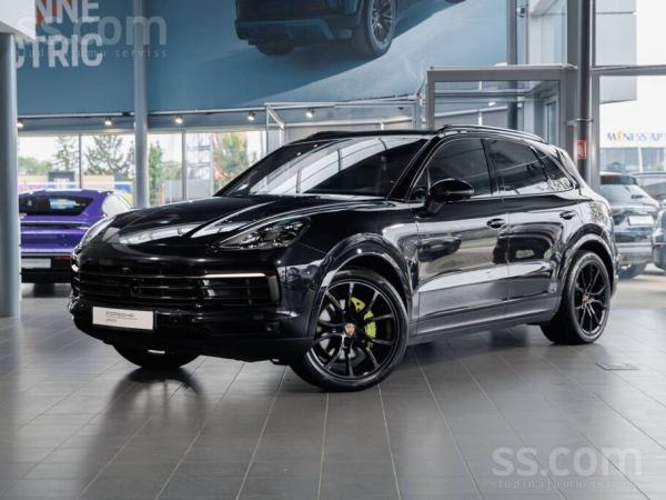 Melns Porsche Cayenne 2018 Rīga, ar dzinēja tilpumu 3.00 L un nobraukumu 163 tūkst. km par 46000 €, foto 1 vietnē AUTOMOTO.COM.LV