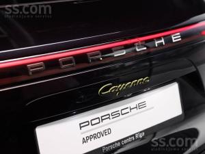 Melns Porsche Cayenne 2018 Rīga, ar dzinēja tilpumu 3.00 L un nobraukumu 163 tūkst. km par 46000 €, foto 14 vietnē AUTOMOTO.COM.LV