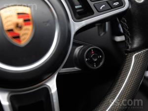 Melns Porsche Cayenne 2018 Rīga, ar dzinēja tilpumu 3.00 L un nobraukumu 163 tūkst. km par 46000 €, foto 36 vietnē AUTOMOTO.COM.LV