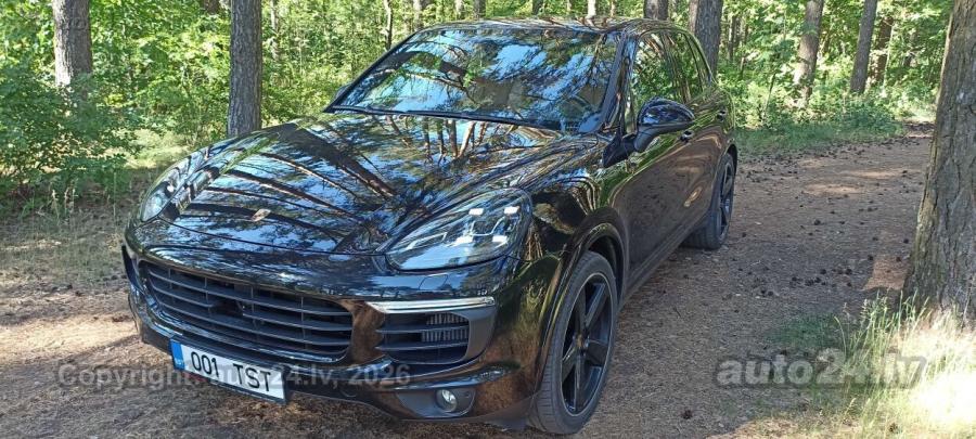 Melns Porsche Cayenne 2018 Tartu, ar dzinēja tilpumu 3.00 L un nobraukumu 140 tūkst. km par 45000 €, foto 1 vietnē AUTOMOTO.COM.LV