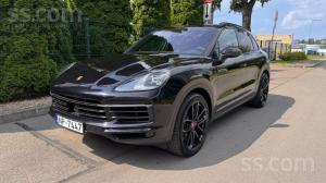 Melns Porsche Cayenne 2018 Rīga, ar dzinēja tilpumu 2.90 L un nobraukumu 127 tūkst. km par 49900 €, foto  vietnē AUTOMOTO.COM.LV