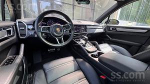 Melns Porsche Cayenne 2018 Rīga, ar dzinēja tilpumu 2.90 L un nobraukumu 127 tūkst. km par 49900 €, foto 13 vietnē AUTOMOTO.COM.LV