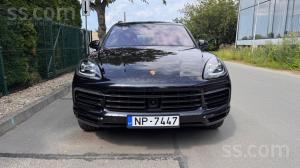 Melns Porsche Cayenne 2018 Rīga, ar dzinēja tilpumu 2.90 L un nobraukumu 127 tūkst. km par 49900 €, foto 16 vietnē AUTOMOTO.COM.LV