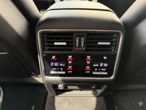 Melns Porsche Cayenne 2018 Viļņa, ar dzinēja tilpumu 3.00 L un nobraukumu 180 tūkst. km par 40399 €, foto 13 vietnē AUTOMOTO.COM.LV