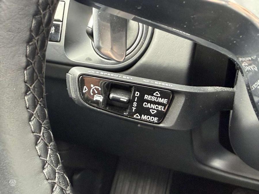 Melns Porsche Cayenne 2018 Viļņa, ar dzinēja tilpumu 3.00 L un nobraukumu 180 tūkst. km par 40399 €, foto 22 vietnē AUTOMOTO.COM.LV
