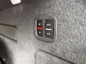 Melns Porsche Cayenne 2018 Viļņa, ar dzinēja tilpumu 3.00 L un nobraukumu 180 tūkst. km par 40399 €, foto 23 vietnē AUTOMOTO.COM.LV