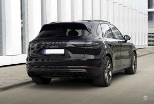 Melns Porsche Cayenne 2018 Viļņa, ar dzinēja tilpumu 2.89 L un nobraukumu 80 tūkst. km par 49500 €, foto 5 vietnē AUTOMOTO.COM.LV