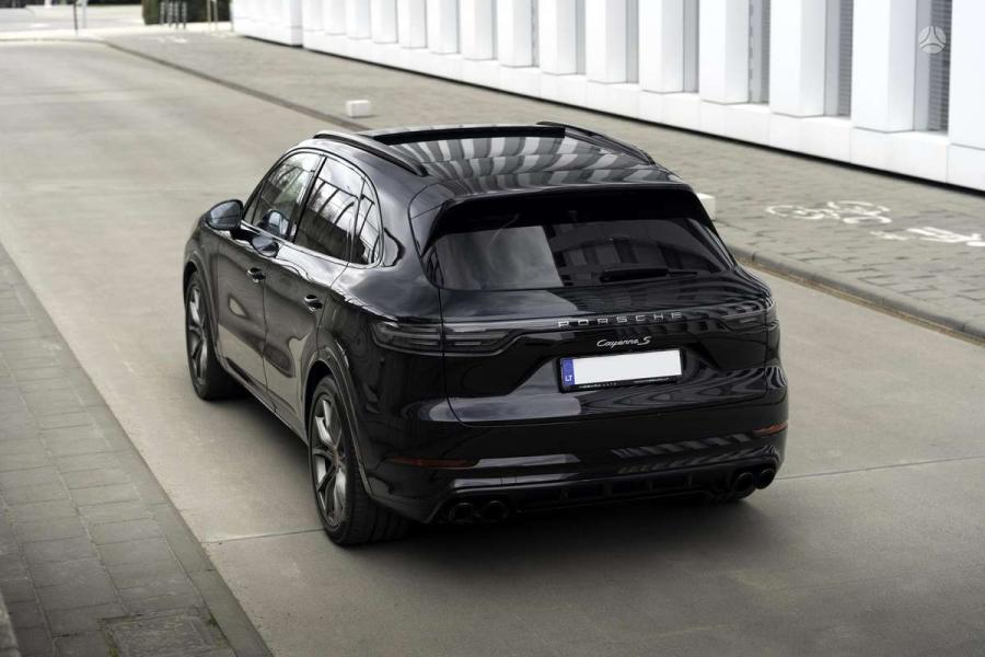 Melns Porsche Cayenne 2018 Viļņa, ar dzinēja tilpumu 2.89 L un nobraukumu 80 tūkst. km par 49500 €, foto 9 vietnē AUTOMOTO.COM.LV