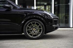 Melns Porsche Cayenne 2018 Viļņa, ar dzinēja tilpumu 2.89 L un nobraukumu 80 tūkst. km par 49500 €, foto 12 vietnē AUTOMOTO.COM.LV
