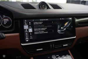 Melns Porsche Cayenne 2018 Viļņa, ar dzinēja tilpumu 2.89 L un nobraukumu 80 tūkst. km par 49500 €, foto 26 vietnē AUTOMOTO.COM.LV