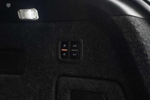 Melns Porsche Cayenne 2018 Viļņa, ar dzinēja tilpumu 2.89 L un nobraukumu 80 tūkst. km par 49500 €, foto 37 vietnē AUTOMOTO.COM.LV