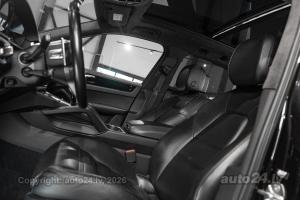 Melns Porsche Cayenne 2018 Rīga, ar dzinēja tilpumu 2.90 L un nobraukumu 112 tūkst. km par 46000 €, foto 9 vietnē AUTOMOTO.COM.LV