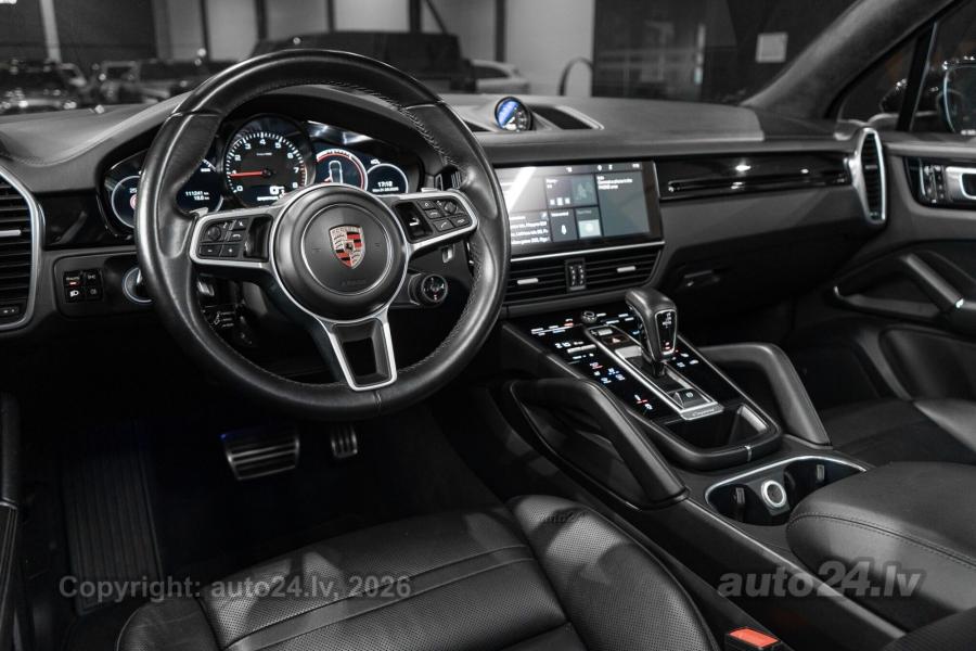Melns Porsche Cayenne 2018 Rīga, ar dzinēja tilpumu 2.90 L un nobraukumu 112 tūkst. km par 46000 €, foto 10 vietnē AUTOMOTO.COM.LV