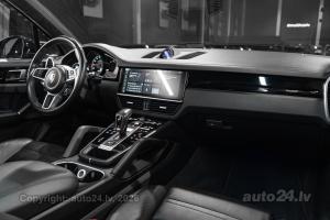 Melns Porsche Cayenne 2018 Rīga, ar dzinēja tilpumu 2.90 L un nobraukumu 112 tūkst. km par 46000 €, foto 12 vietnē AUTOMOTO.COM.LV