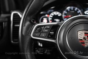 Melns Porsche Cayenne 2018 Rīga, ar dzinēja tilpumu 2.90 L un nobraukumu 112 tūkst. km par 46000 €, foto 22 vietnē AUTOMOTO.COM.LV