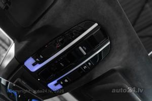 Melns Porsche Cayenne 2018 Rīga, ar dzinēja tilpumu 2.90 L un nobraukumu 112 tūkst. km par 46000 €, foto 24 vietnē AUTOMOTO.COM.LV