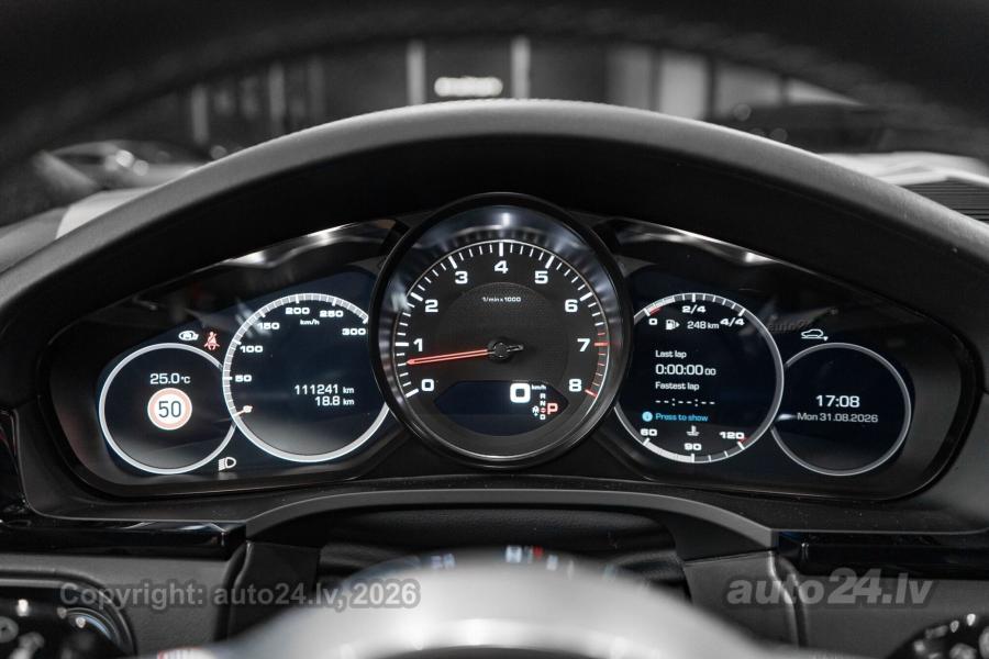 Black Porsche Cayenne 2018 in Riga, with an engine capacity of 2.90 L and mileage of 112 thousand km for 46000 €, photo 20 on AUTOMOTO.COM.LV