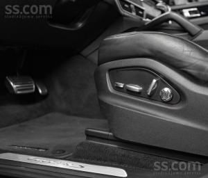 Black Porsche Cayenne 2018 in Riga, with an engine capacity of 2.90 L and mileage of 112 thousand km for 46000 €, photo 18 on AUTOMOTO.COM.LV
