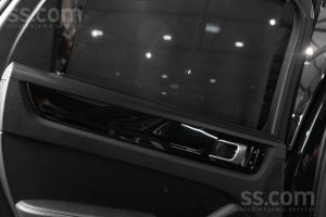 Black Porsche Cayenne 2018 in Riga, with an engine capacity of 2.90 L and mileage of 112 thousand km for 46000 €, photo 30 on AUTOMOTO.COM.LV
