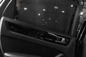 Black Porsche Cayenne 2018 in Riga, with an engine capacity of 2.89 L and mileage of 112 thousand km for 46000 €, photo 31 on AUTOMOTO.COM.LV