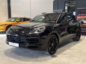 Черный Порше Каен 2018 в Рига, объемом двигателя 2.90 л и пробегом 128 тыс. км за 45990 €, фото 4 на AUTOMOTO.COM.LV