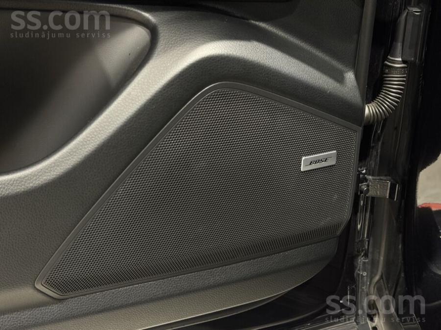 Черный Порше Каен 2018 в Рига, объемом двигателя 2.90 л и пробегом 128 тыс. км за 45990 €, фото 14 на AUTOMOTO.COM.LV