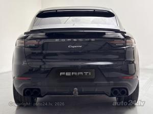 Black Porsche Cayenne 2019 in Tallinn, with an engine capacity of 3.00 L and mileage of 65 thousand km for 64900 €, photo 6 on AUTOMOTO.COM.LV