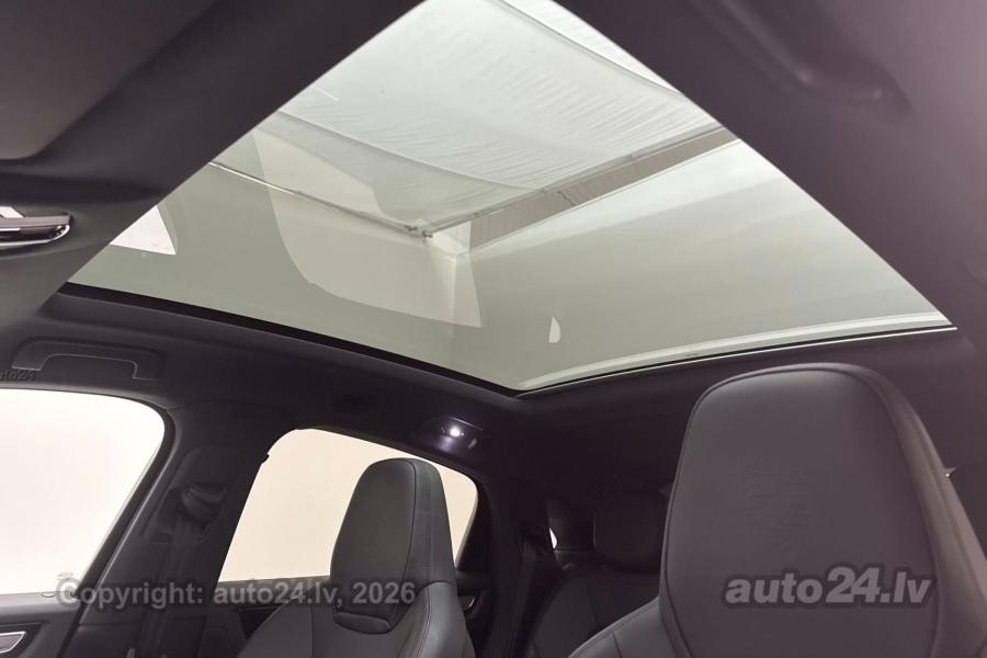 Black Porsche Cayenne 2019 in Tallinn, with an engine capacity of 3.00 L and mileage of 65 thousand km for 64900 €, photo 10 on AUTOMOTO.COM.LV