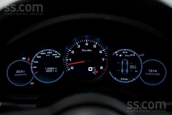Black Porsche Cayenne 2019 in Riga, with an engine capacity of 4.00 L and mileage of 117 thousand km for 52500 €, photo 5 on AUTOMOTO.COM.LV