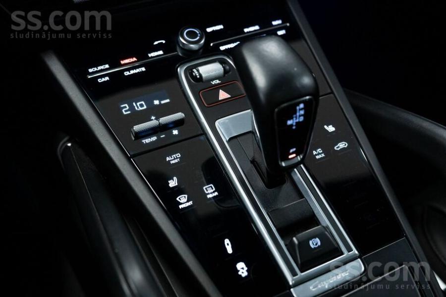 Melns Porsche Cayenne 2019 Rīga, ar dzinēja tilpumu 4.00 L un nobraukumu 117 tūkst. km par 52500 €, foto 12 vietnē AUTOMOTO.COM.LV
