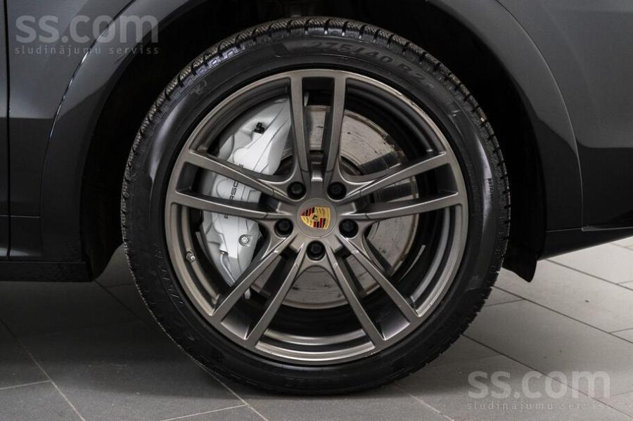 Melns Porsche Cayenne 2019 Rīga, ar dzinēja tilpumu 4.00 L un nobraukumu 117 tūkst. km par 52500 €, foto 13 vietnē AUTOMOTO.COM.LV