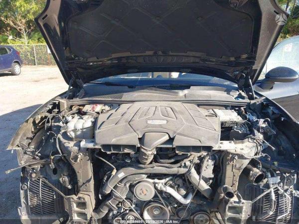 Melns Porsche Cayenne 2019 Kauņa, ar dzinēja tilpumu 3.00 L un nobraukumu 104 tūkst. km par 17500 €, foto 10 vietnē AUTOMOTO.COM.LV